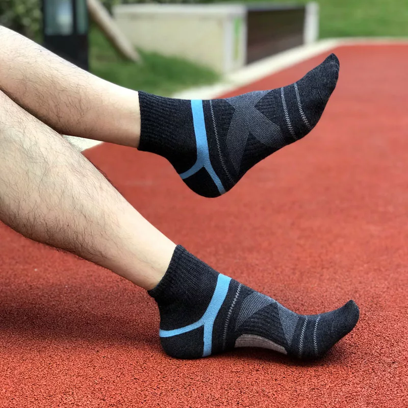 From raw material to socks: Synthetic fiber – Nylon/polyamides – Socks ...